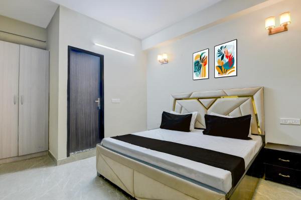 Hotel O Unibox Hotel - Faridabad