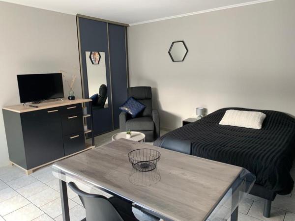 Studio Meublé, Résidence Calme - Saint-Amand-les-Eaux