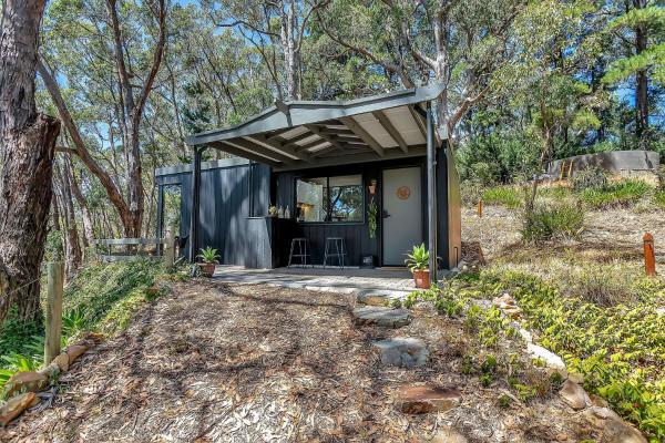 Kw Treehouse Luxury Private Farm Escape For 2 With Walking Trails - Stirling