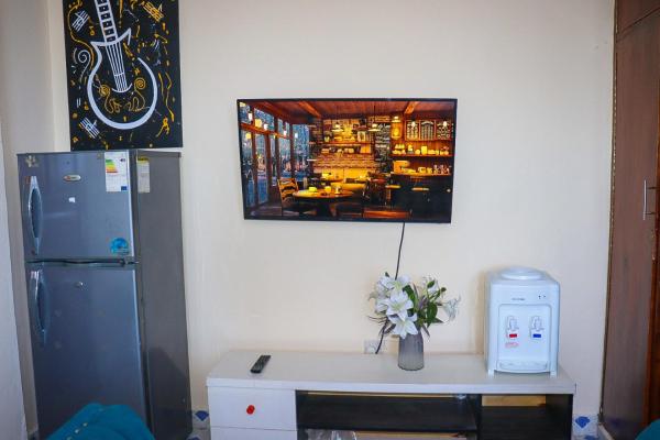 Little Escapade - Mombasa