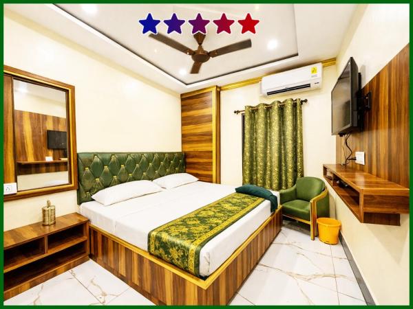 Near Mahakaleswar Jyotirlinga Temple Hotel Premium Raj #Dmd Palace - Near Mahakal Lok Temple , Fully Air Conditioned Hotel Without Restrurent Lift And Parking Facilities , Best Hotel In Ujjain - Ujjain