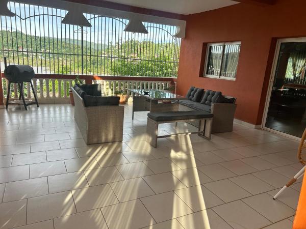 Le Donjon Du Lycée - Mayotte