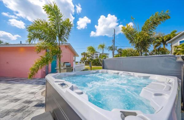 9220 Griggs - Englewood, FL