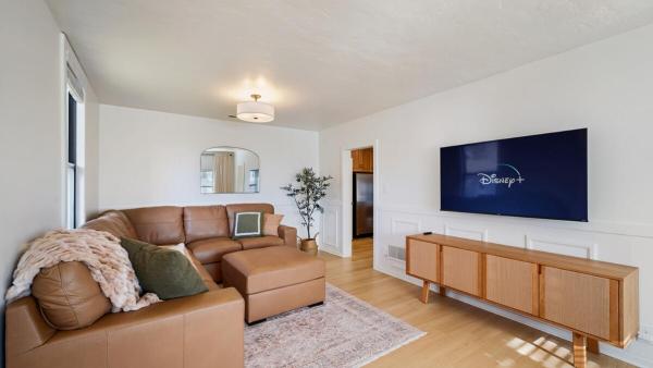 Family-friendly 4br Provo Home Near Provo Airport - Vineyard, UT