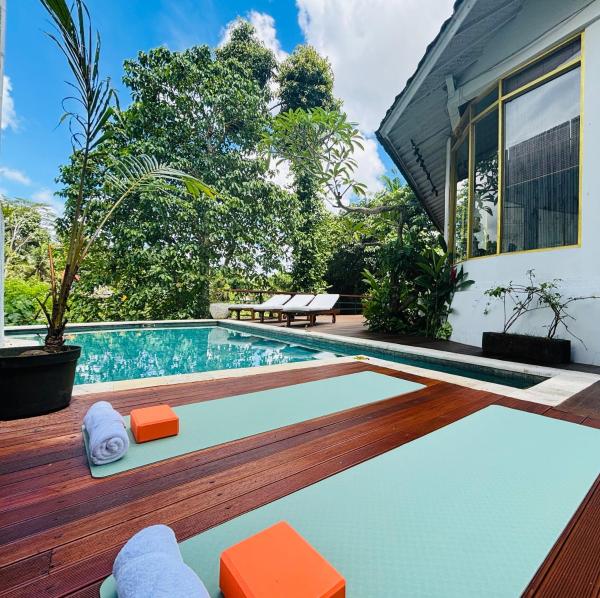 Ubud Artist Retreat Jungle Views Yoga Deck And Private Pool - Bali