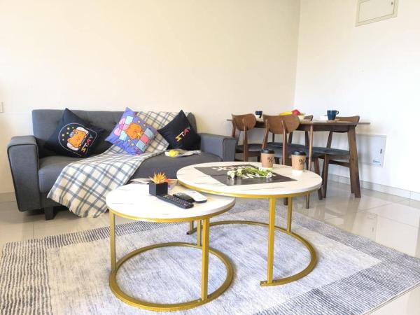 Central Park Relaxing Couple Studio Netflix Bystay - Skudai