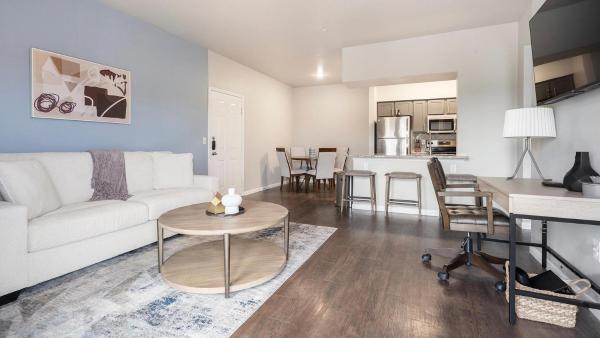 Landing Stylish 2bd Gym Pool - Helotes, TX