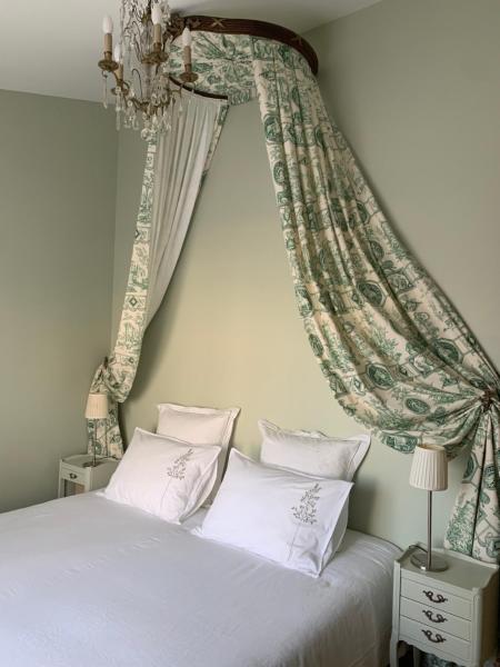 Chambre De Charme Calme Au Coeur De La Ville - Lagord