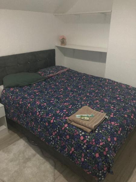 Spacious Double Room In Manchester - Salford