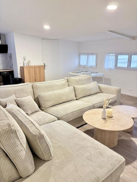 F2 Apartment, Quiet And Serene Place - Sannois
