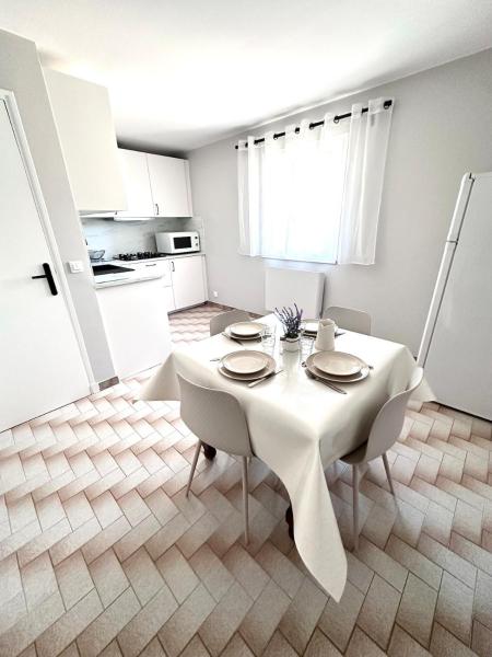 Les Grillons Maison Cozy Avec Grand Jardin - Vaison-la-Romaine