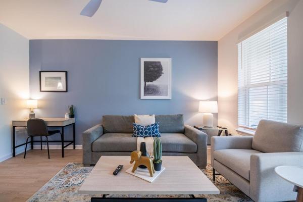 Landing Stylish 1bd Pool - Flagler Beach