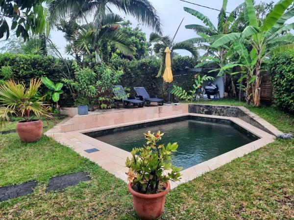 Chambre Cosy Avec Piscine - La Réunion