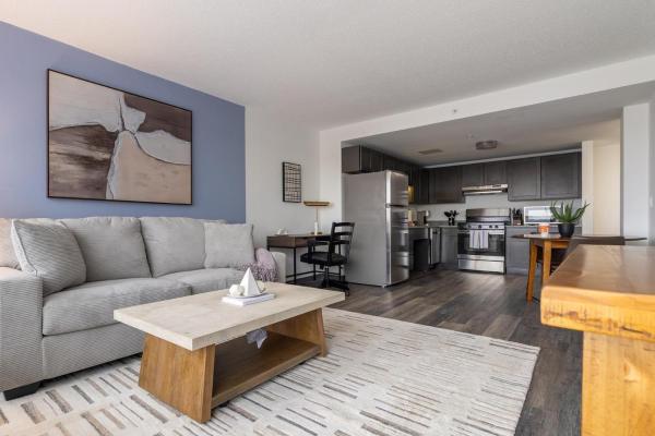Landing Chic 1bd Pool Gym - Farmington, CT