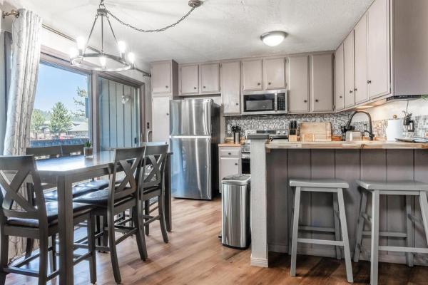 Sierra Park Villas 45 - Mammoth Lakes, CA