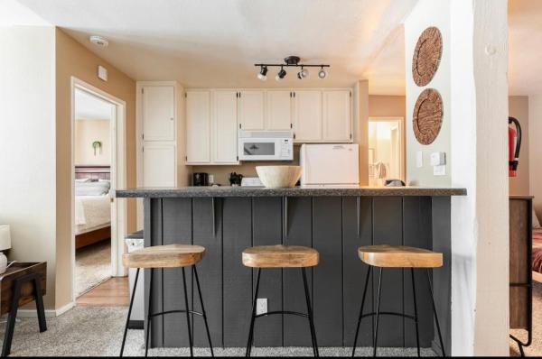 Crestview 45 - California