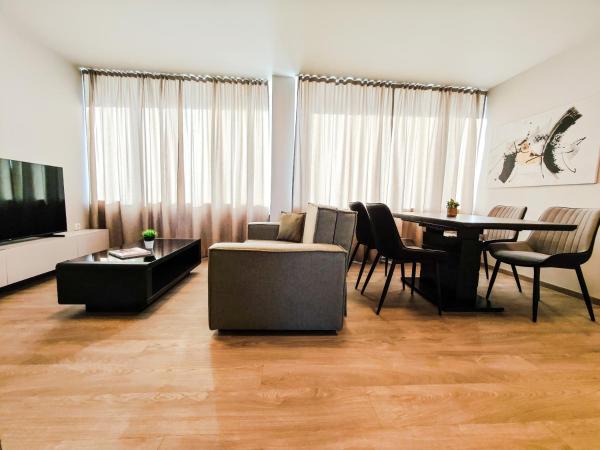 Балкан Тауър ЛУКСЪРИ ЛИВИНГ ПЕНТХАУС 11'1 - Gabrovo