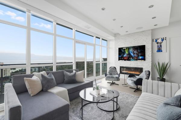 Luxury Parklawn Penthouse Breathtaking Lake View - Toronto