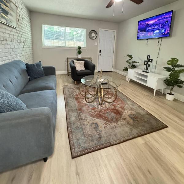 1-2 Dallas L Fifa Ready L 5 Min From Love Field - Dallas, TX