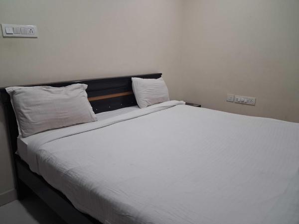 Hotel O Seera Elite - Rajahmundry