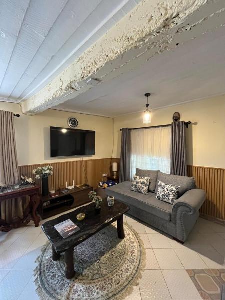 Cozy 3 Bedroom Cottage With Private Compound In Karen - Nairobi