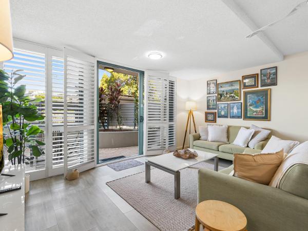 Sea Shapes Coastal Escapes - Buderim