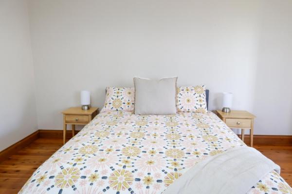 Spacious 3-bed Home In Central Tenterfield - Tenterfield
