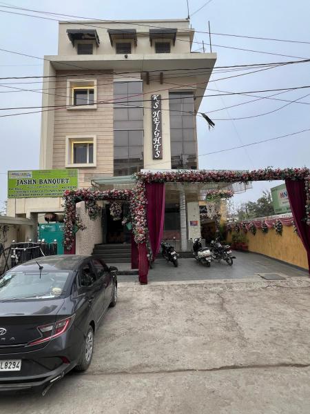 Hotel Mng The Platinum - Kanpur