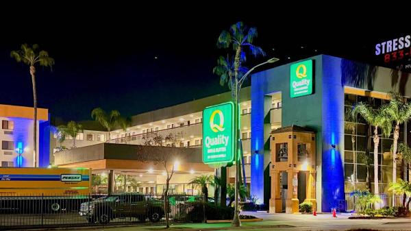 Quality Inn & Suites Los Angeles Airport - Stadium District - Lynwood, CA