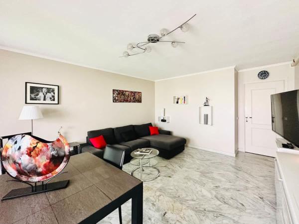 L'azur - Appartement 2 Chambres - Terrasse - Cannes