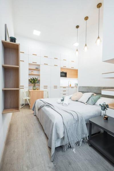 Central Studio Apartment With Parking - Near Main Train Station & Wenceslas Square - Prague