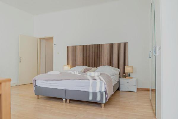 Stylish 2 Bedroom Apartment For Long Stays, Super Central - Wien