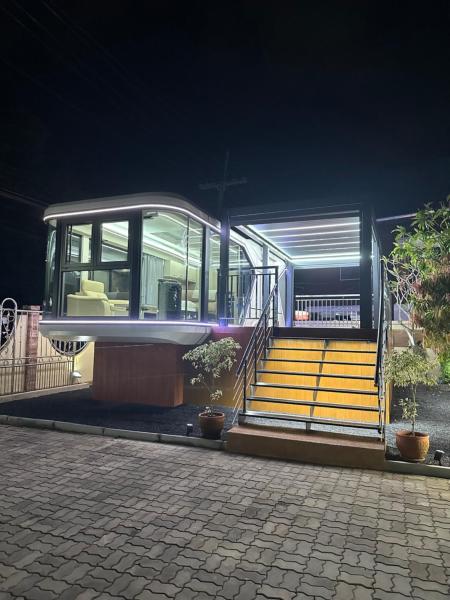 Luxury Capsule Haus Phuket - Phuket
