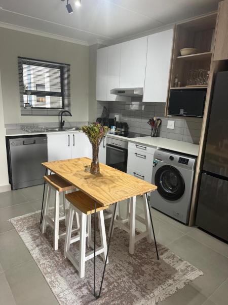 Modern Stay Overlooking Durbanville Wine Country - Ciudad del Cabo