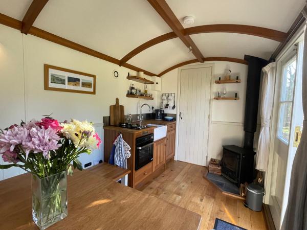 Dartmoor Shepherds Hut At The Shrubbery, River Walkham, Horrabridge, Yelverton - Tavistock