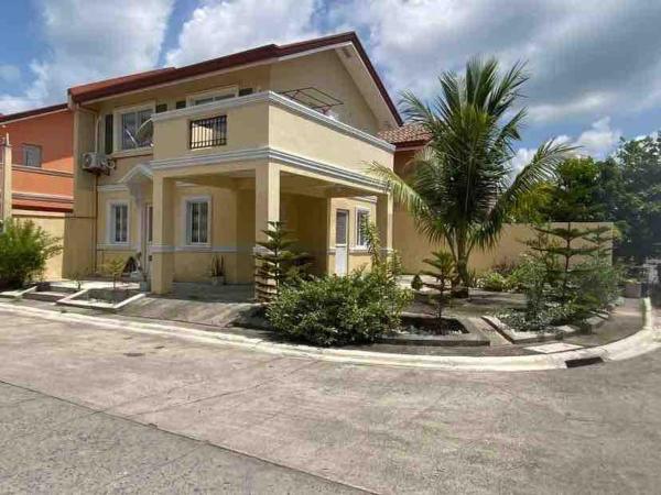 Ad3m Haven's Place - Philippinen