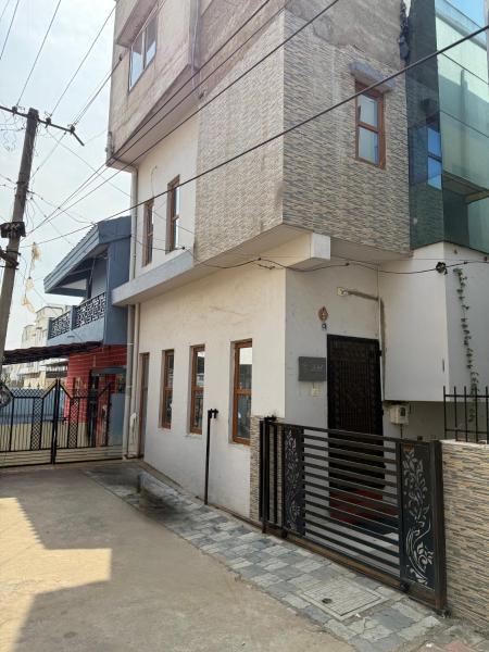 Vadodara Homestay - Vadodara