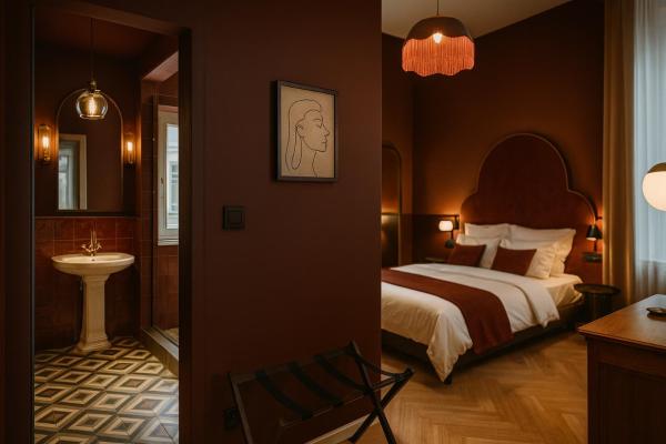 Maroon & Moss Residence - Budapest