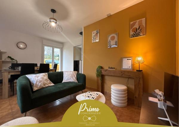 Le Pavillon Des Demoiselles Maison, Ville 6 Pers - Thouars