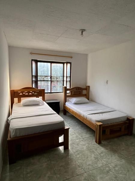 Habitación Privada Amplia Con Baño En Santa Marta - Taganga