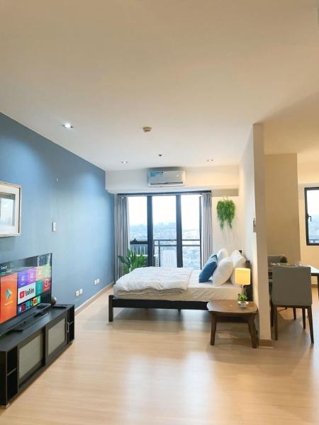 Designer Pad Town With Free Pool, Gym And Smart Tv And Fast Wifi - Manila