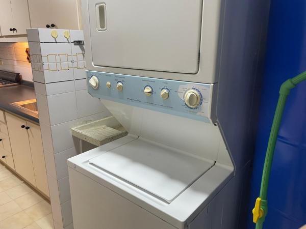 Apartamento En Chacao Cerca Cc Sambil Wifi Alta Velocidad - Caracas