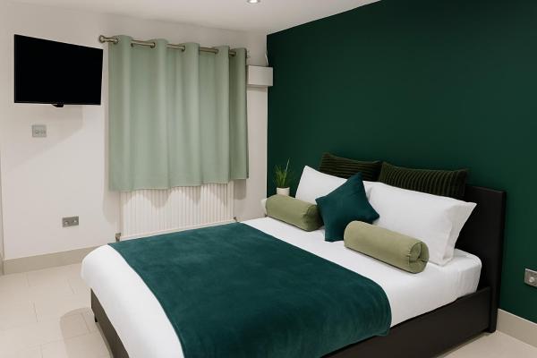 Modern 1 Bedroom Bungalow, Prime Heathrow Location - London Heathrow Airport (LHR)