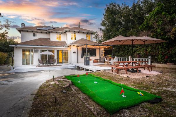 Luxe 6br Retreat With Trampoline Swing And Bbq Grill - Hollywood, CA