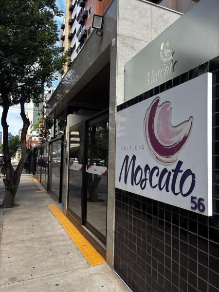 Edf. Moscato | Apto Quarto E Sala Com Varanda - Maceió