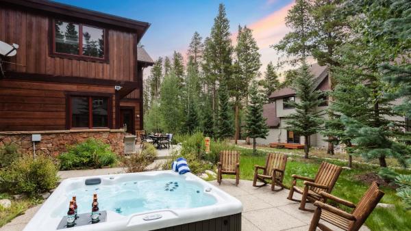 Peak 8 By Avantstay - Breckenridge, CO