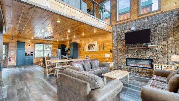 Duval By Avantstay - Pigeon Forge, TN