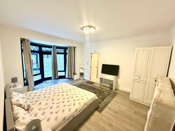 House 304 - Beckenham