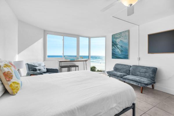 Top Of The Gulf 421 - Luxury Beach View Condo - Florida