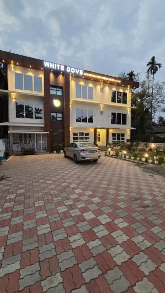 White Dove Luxurious Boutique Hotel, Within 3 Km From Guwahati Airport - Megalaya
